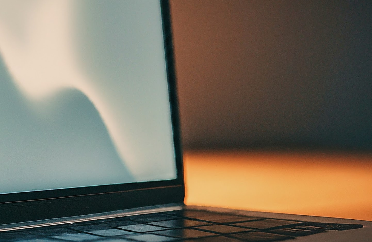 How To Remove A Cloud Water Patch Inside The Laptop Screen